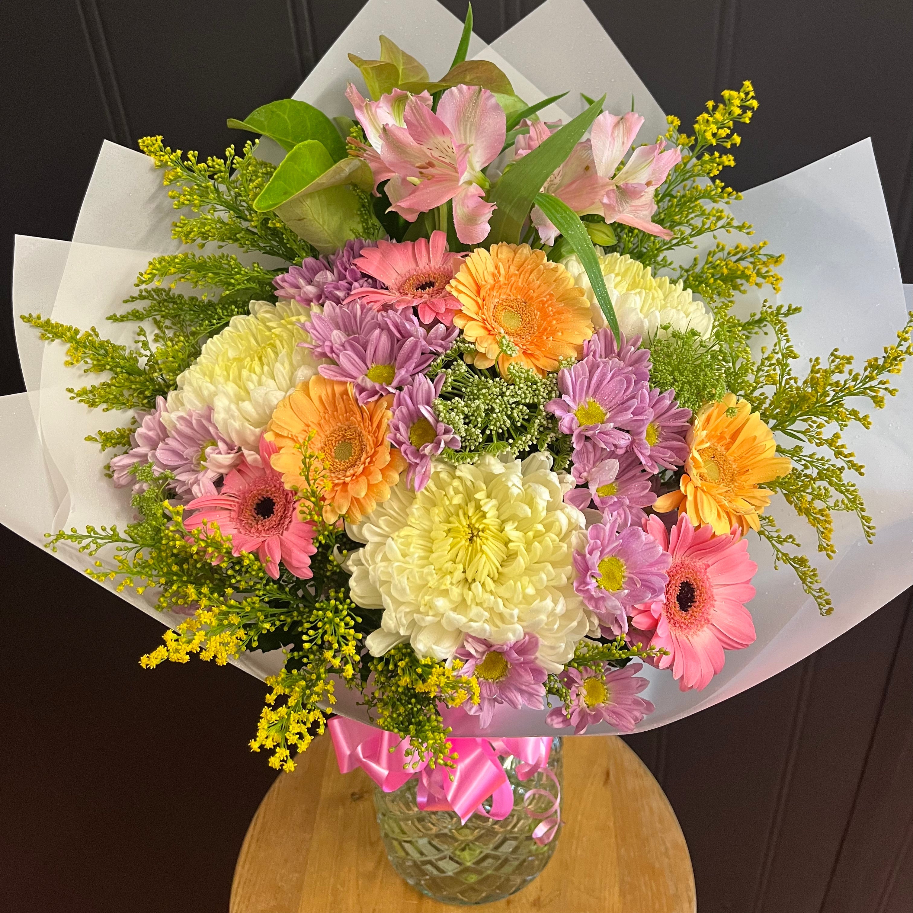 Flowers & Plants – Chinchilla Florist